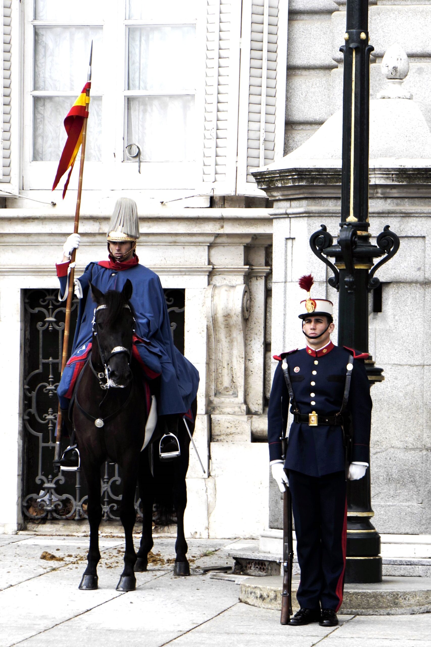 Tour Inside Royal Palace of Madrid, Spain - i Share