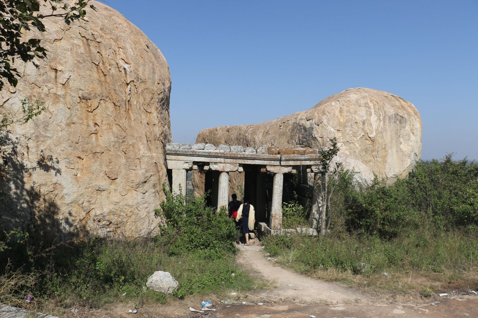 Weekend at Avani Betta; Trek to Seetha Parvati Temple - i Share