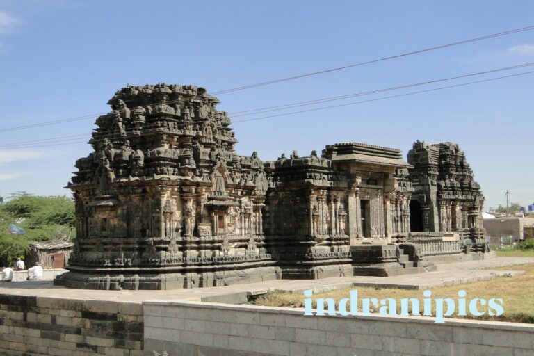 Forgotten Temple Tales from Lakkundi Karnataka - i Share