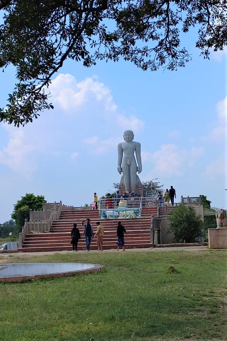 Mandaragiri Guru Mandir - Unique Jain Temple - i Share