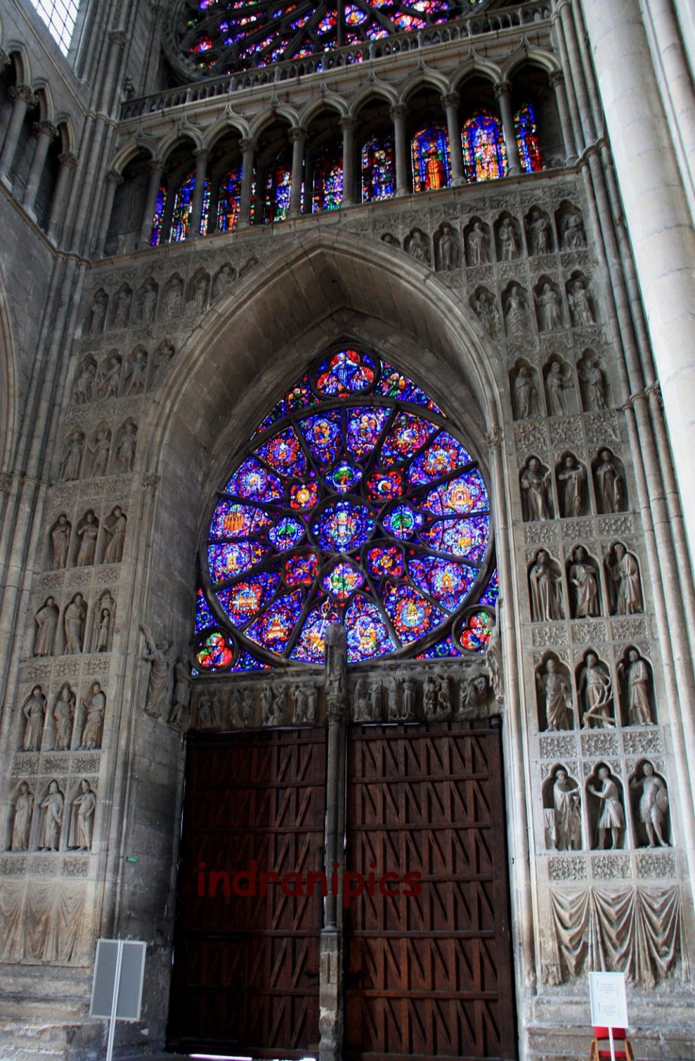 Stunning Rose Windows of Reims Cathedral France - i Share